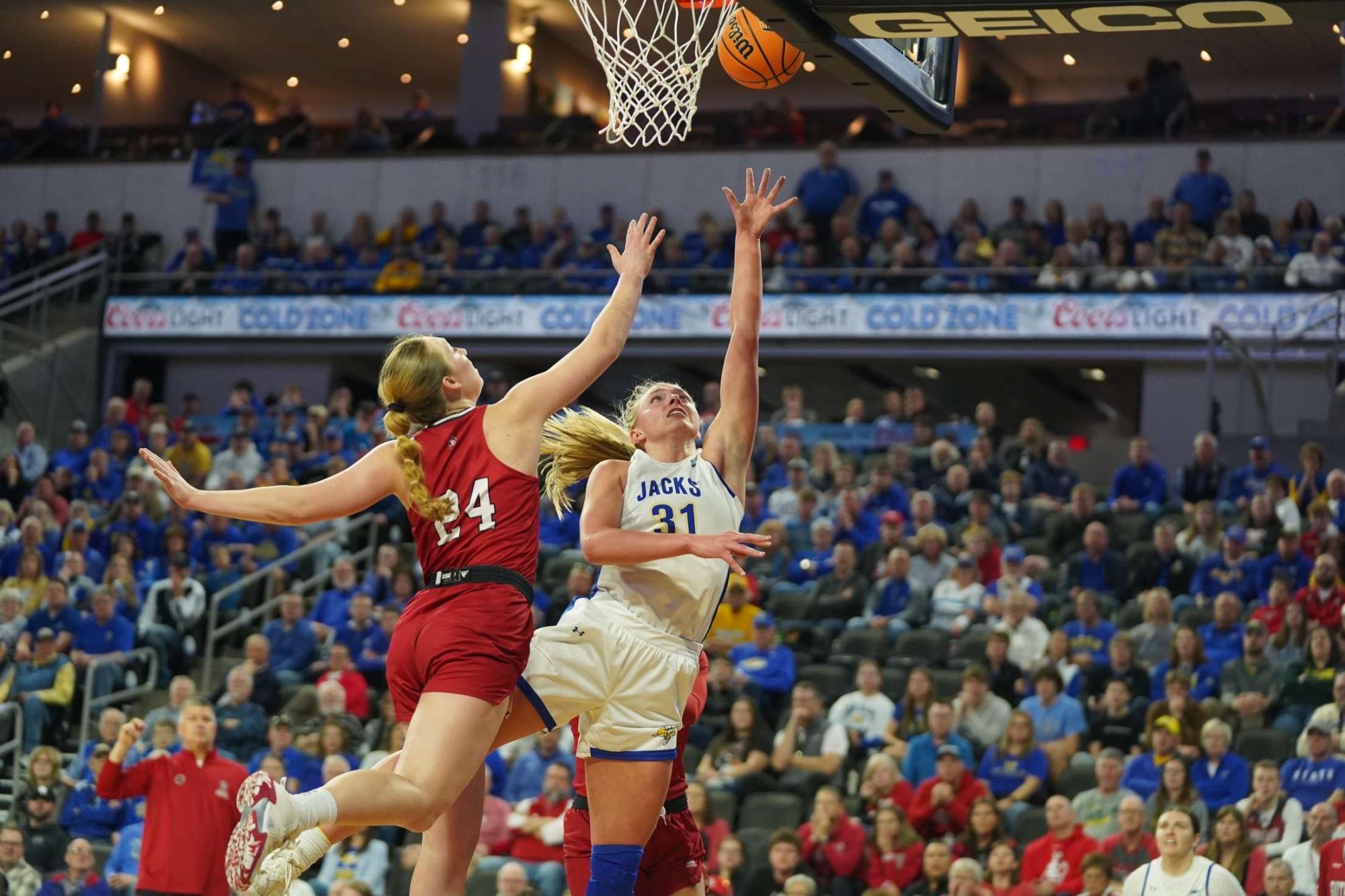 Jacks advance to championship against NDSU - The Collegian